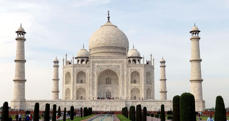 10 Most Amazing Historical Monuments Of India - The Mysterious World