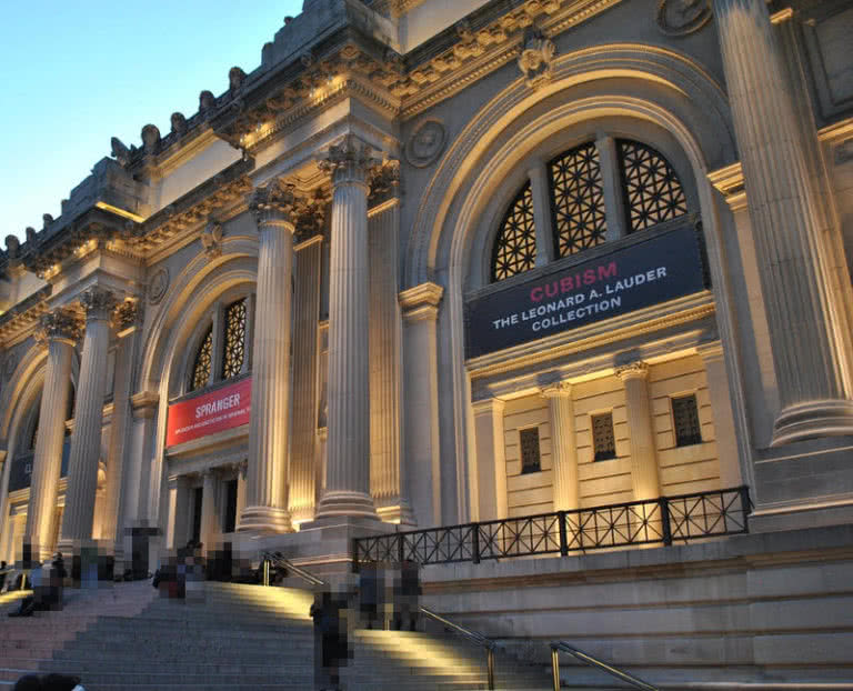 Top 10 Best Museums In The World - The Mysterious World