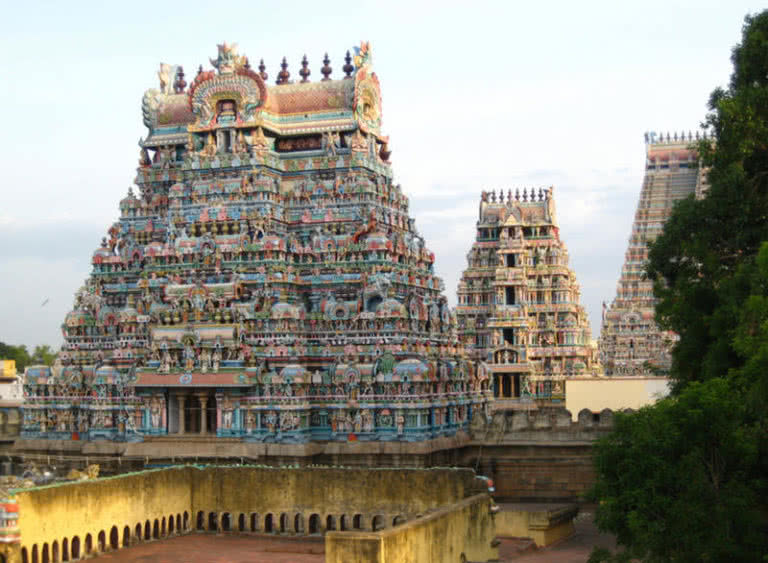 10 Largest Hindu Temples In The World - The Mysterious World